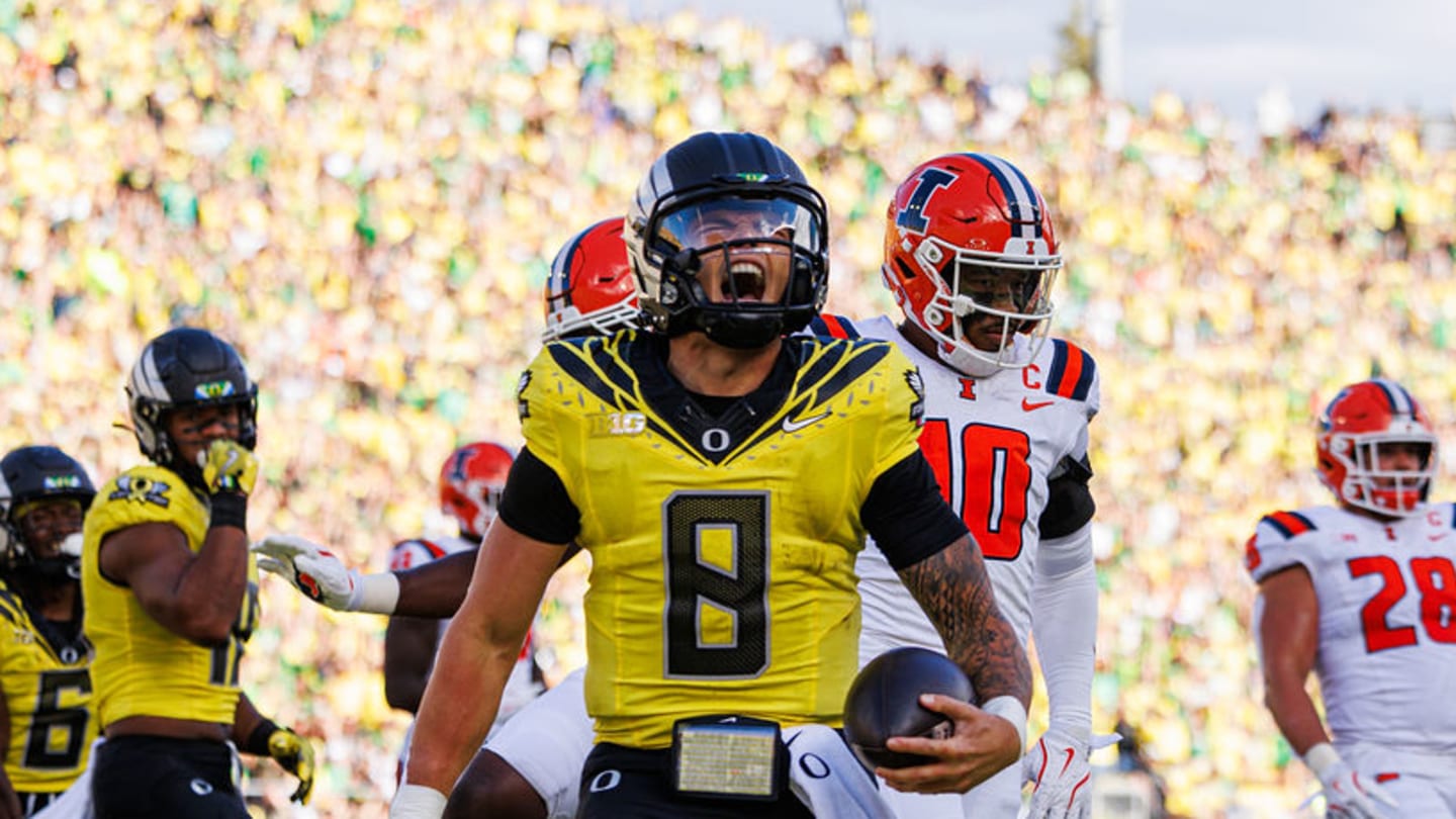 Oregon Ducks Quarterback Dillon Gabriel Earns MVP in Win Vs. Illinois ...