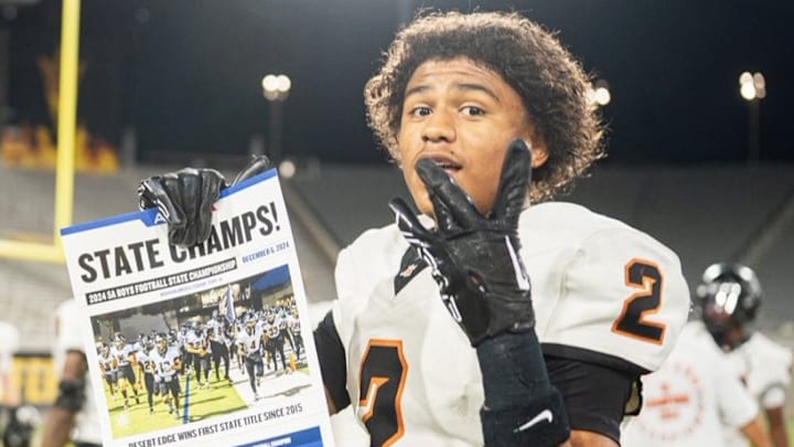 Huskies Continue to Mine Arizona for Football Talent