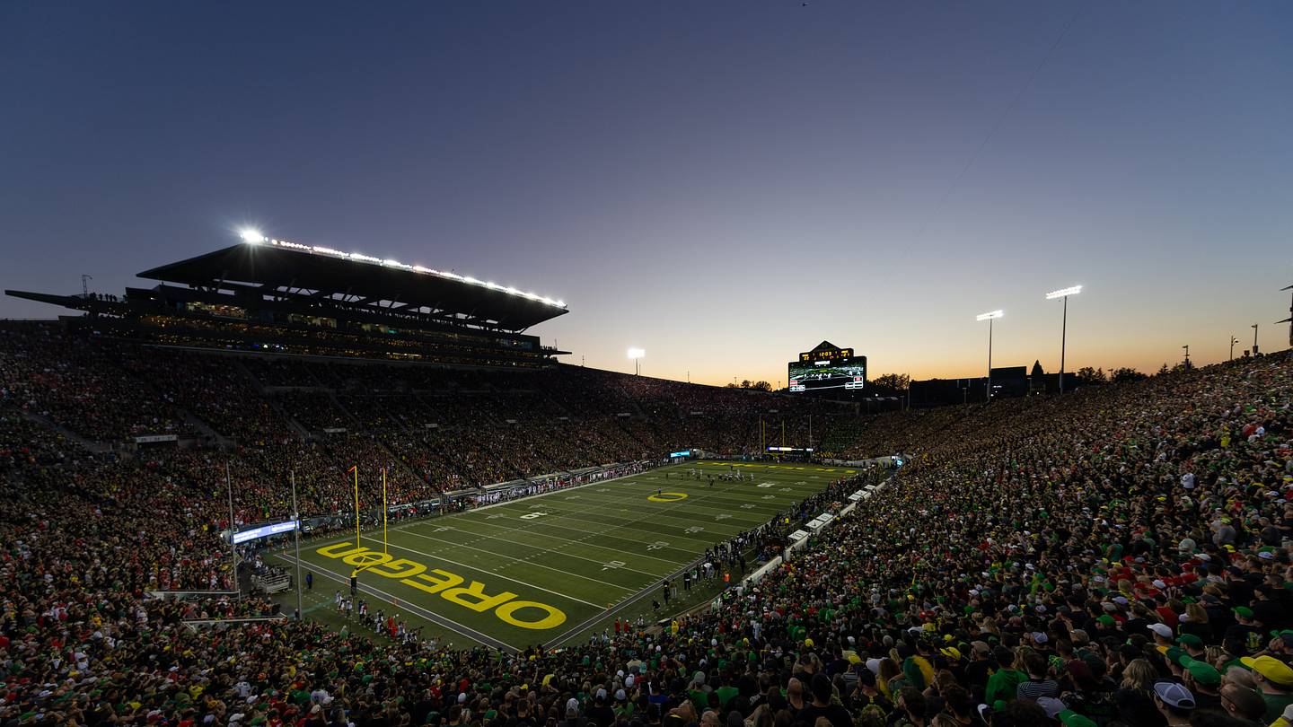 Oregon football gets early kickoff time vs. Illinois