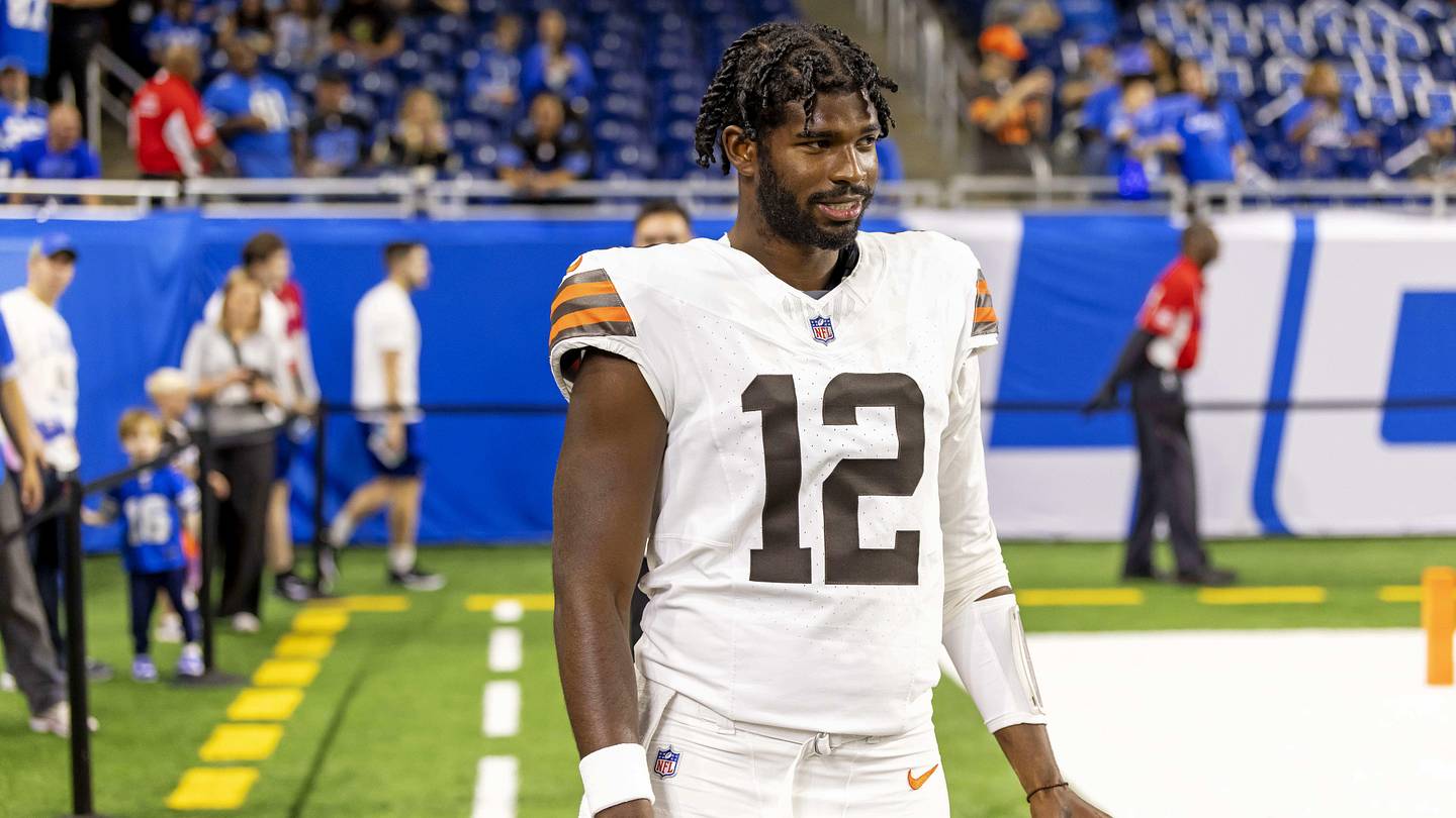 Kevin Stefanski Had Non-Answer About Using Shedeur Sanders at Backup QB