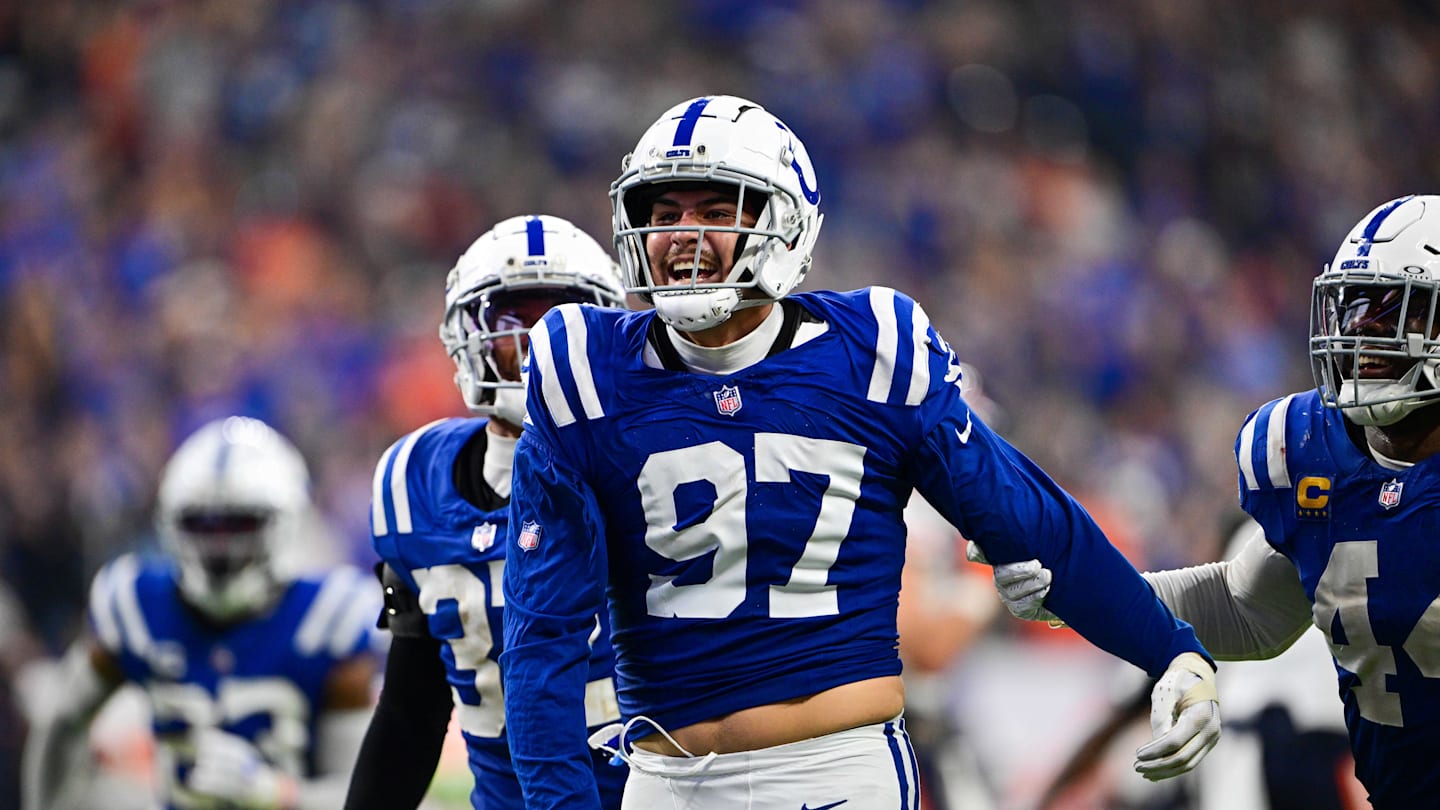 UCLA Football: Former Bruin Laiatu Latu Is in Top 3 of Important NFL Stat