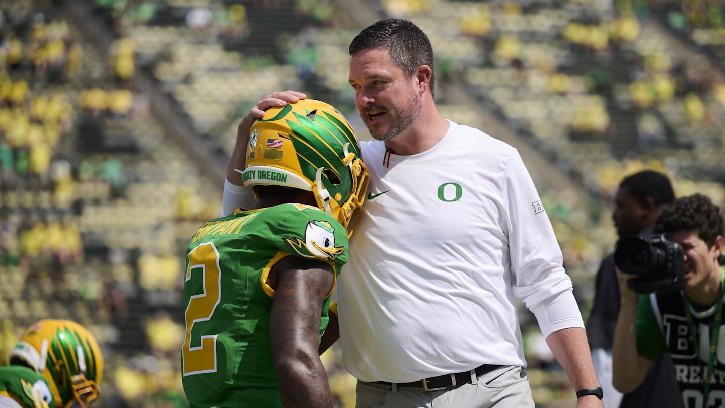 Oregon Ducks Suffer Key Offensive Line Injury Against Montana State