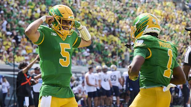 Three Reasons Why Oregon's Dakorien Moore, Dante Moore Are College ...