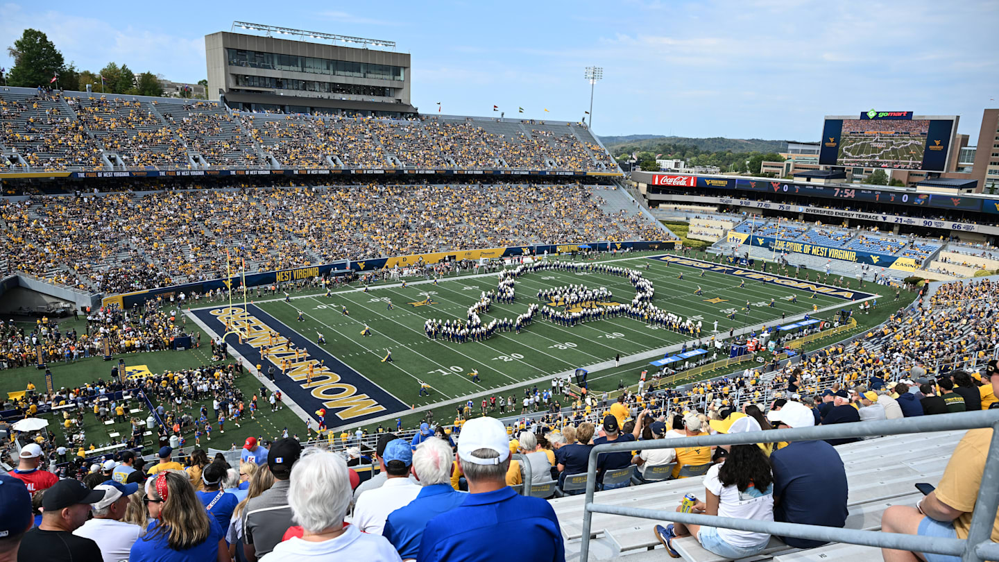 West Virginia fans react angrily to appalling Kansas State loss