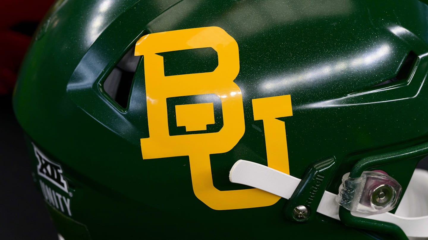 Baylor Football Player Alex Foster, 18, Killed in Tragic Shooting