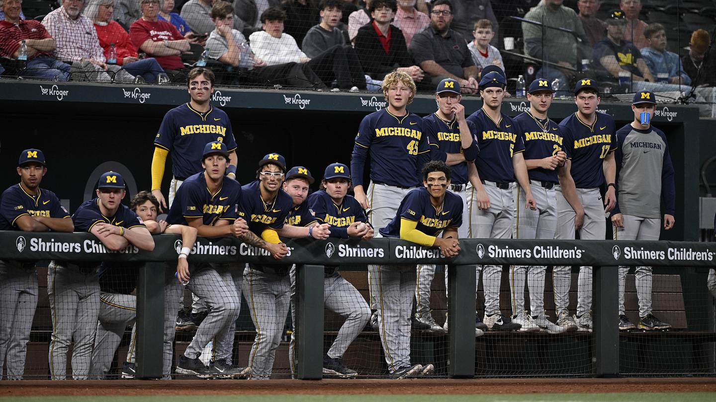 Michigan baseball player Mitch Voit's viral chalk-snorting celly ...