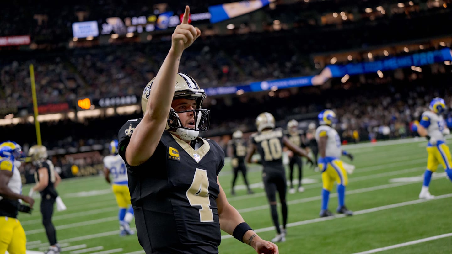 Could Kellen Moore's Comments Hint At Derek Carr's Future With Saints?