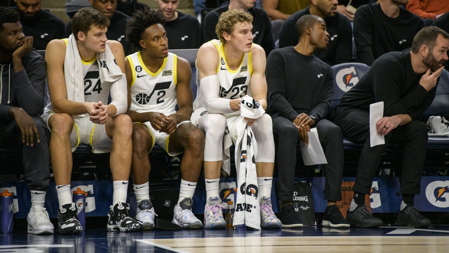 Jazz urged to make a lineup change that would steer them in a clearer ...