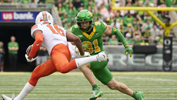 Oregon Safety Dillon Thieneman Reveals Impression of Ducks' Freshman ...