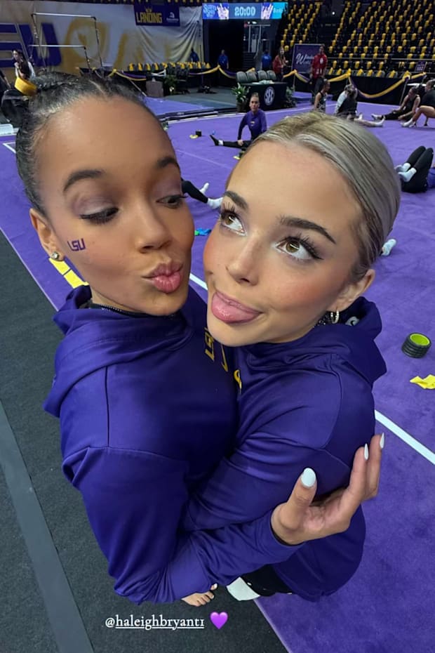 Livvy Dunne stuns in ‘massage time’ shoestring top with hearts