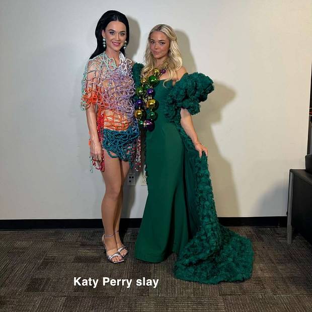 Livvy Dunne, sister Julz link with Katy Perry at Mardis Gras concert ...