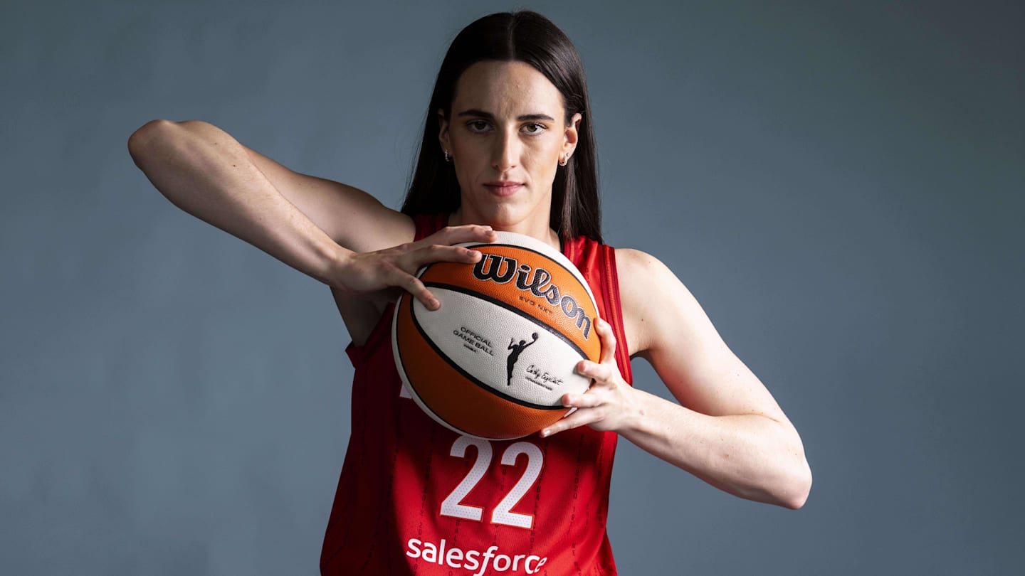 Caitlin Clark's Indiana Fever Teammates Are Fired Up to Experience Iowa ...