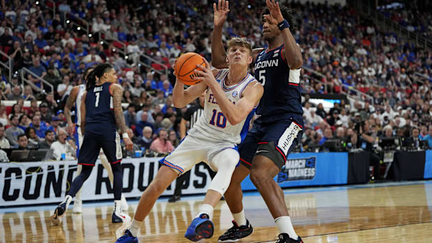 UConn Huskies Season Ends With Heartbreaking Loss To Florida