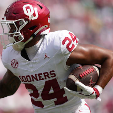 'Ultra-Competitive' John Mateer Sets Passing Record in Oklahoma Debut