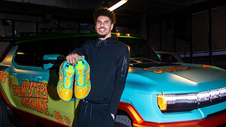 LaMelo Ball Debuts Scooby-Doo Shoes with Mystery Machine Arrival