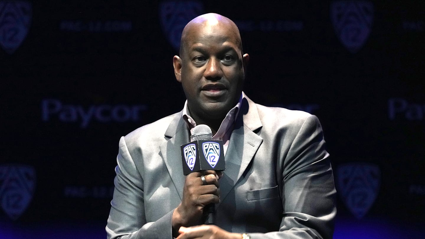 Stanford Cardinal Athletic Director Bernard Muir to Resign