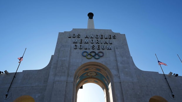 USC Trojans Replace Los Angeles Memorial Coliseum's Video Board