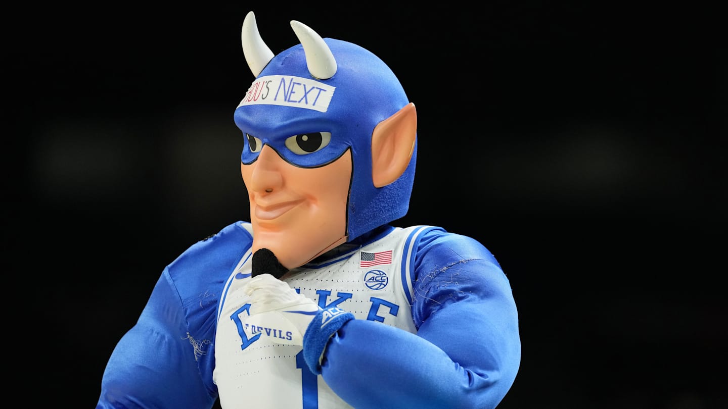 Duke Basketball Lands Among Finalists for West Coast Transfer Talent