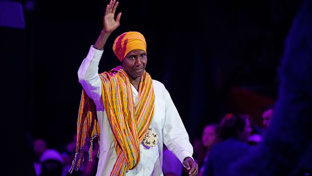 Mercury's Pettis And More Wear Special Numbers