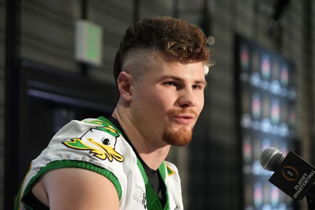 Oregon Ducks Football Team Reveals Inside Look Into Unique Dan Lanning