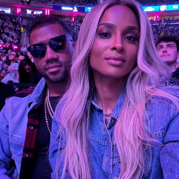Ciara flaunts wild miniskirt-jeans combo without Russell Wilson on red ...