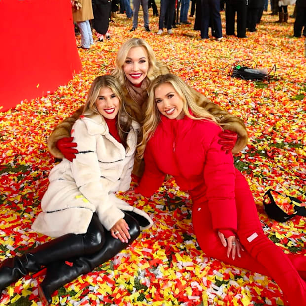 Chiefs owner's wife Tavia Hunt turns heads in bold print dress with ...