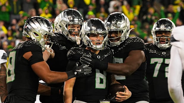 Oregon Ducks' Dillon Gabriel Viral Helmet At Senior Bowl Ahead Of NFL Draft