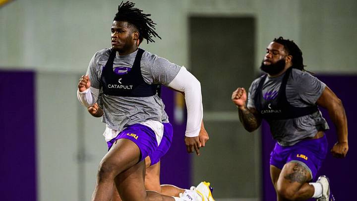 Prized LSU Football Defensive Lineman Shows Eye-Opening Body Transformation