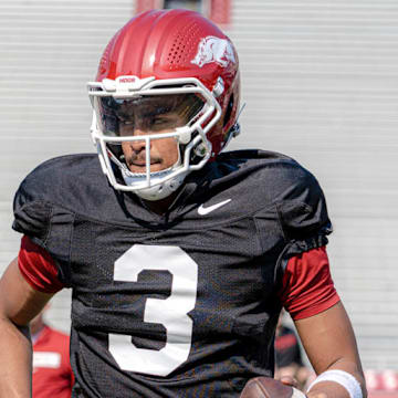 Former Arkansas Razorback returns to big leagues after multiple injuries