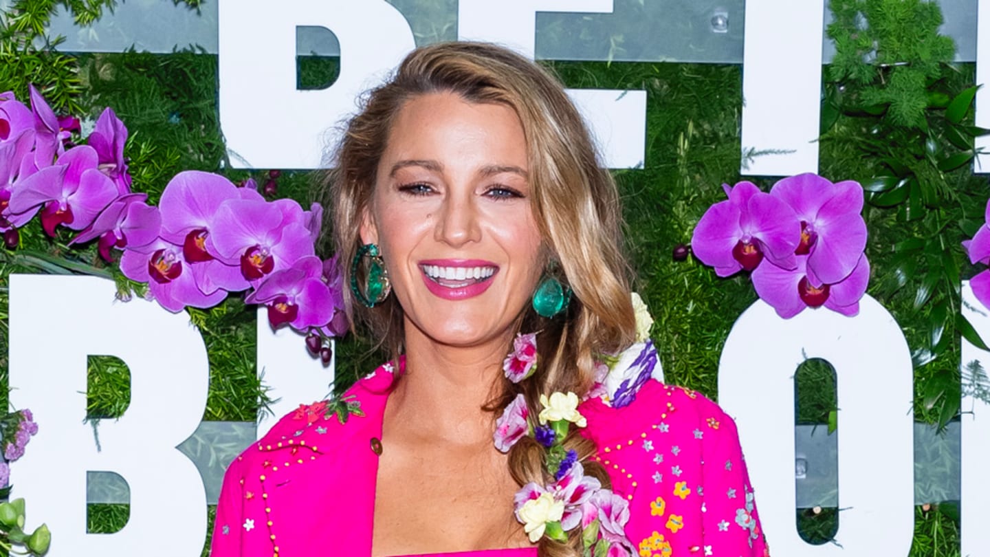 Blake Lively Just Wore the Most Intricate, Flower-Adorned Braid of Our ...