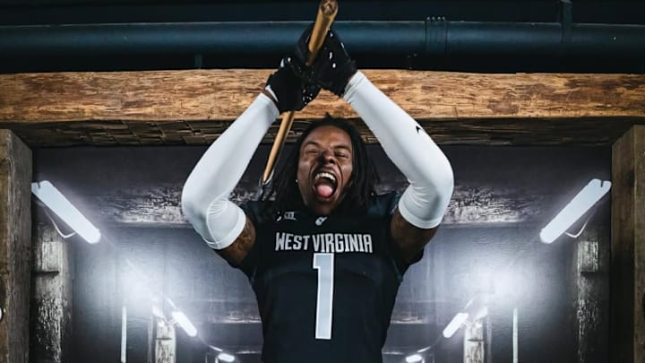 Washington Safety Transfer Justin Harrington Signs with West Virginia