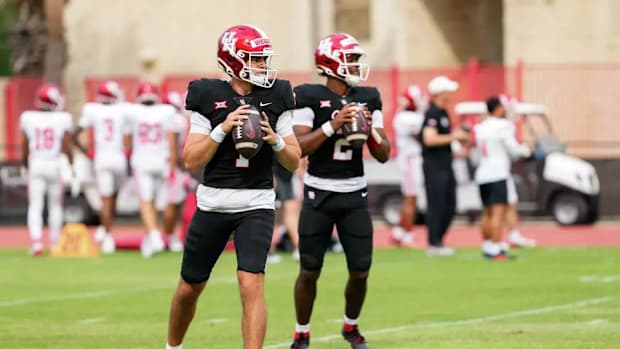 Here's 3 X Factors When Houston Takes On Arizona At TDECU Stadium