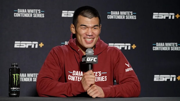 Visa issues cause major shakeup for this weekend's UFC Fight Night main ...