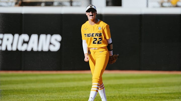 Mizzou Softball Run-Rules SIUE; Ebbs and Uptegrove combine for 7 RBIs