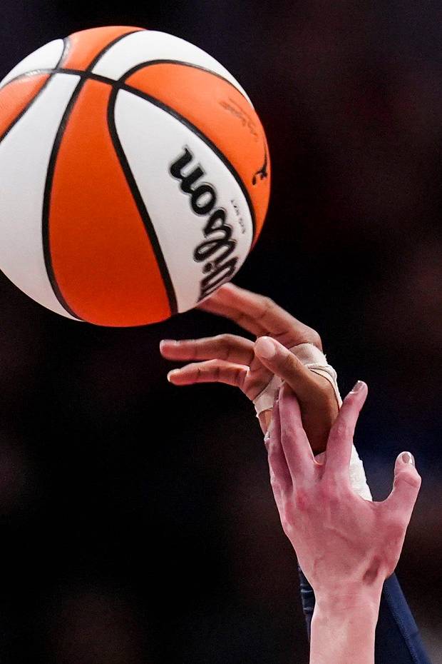 DiJonai Carrington claps back at WNBA trolls who criticized 'gigantic ...