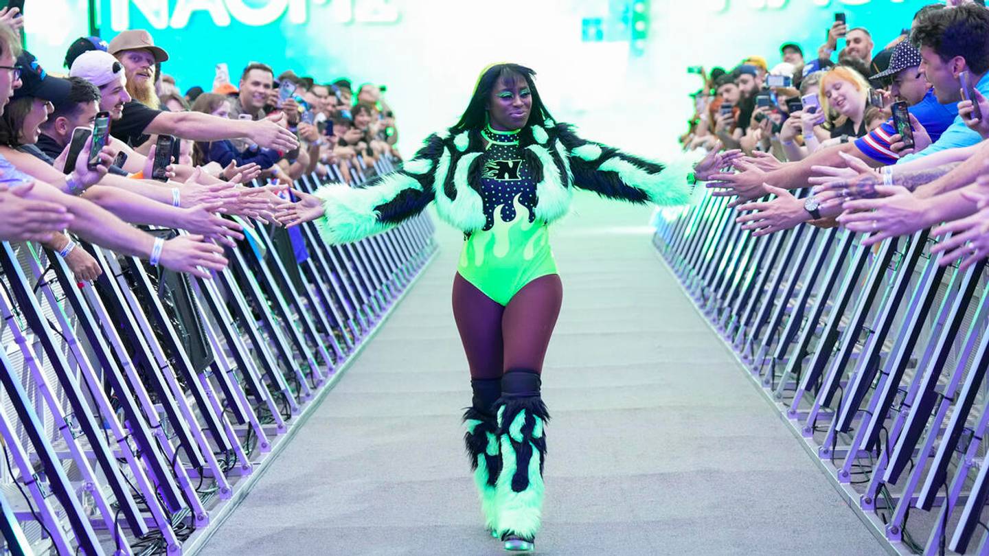 Naomi would be perfect to establish a new title