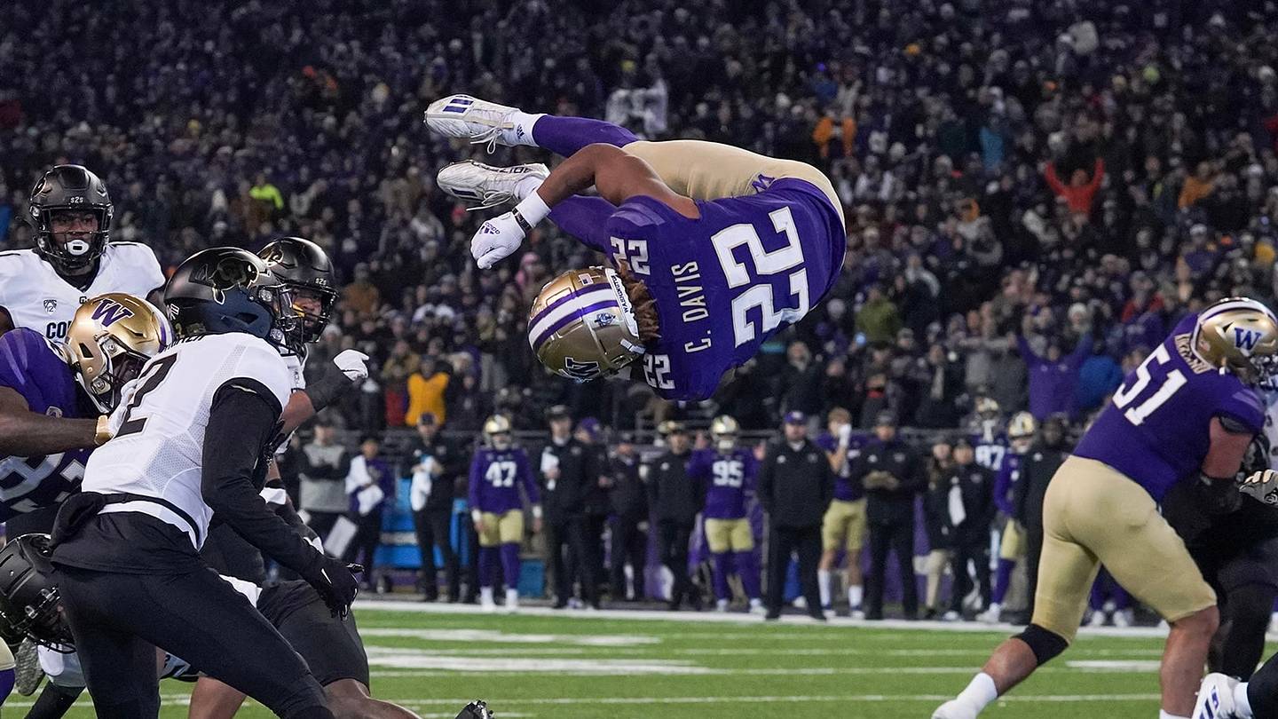 Davis' Return Will Bolster UW Running-Back Position