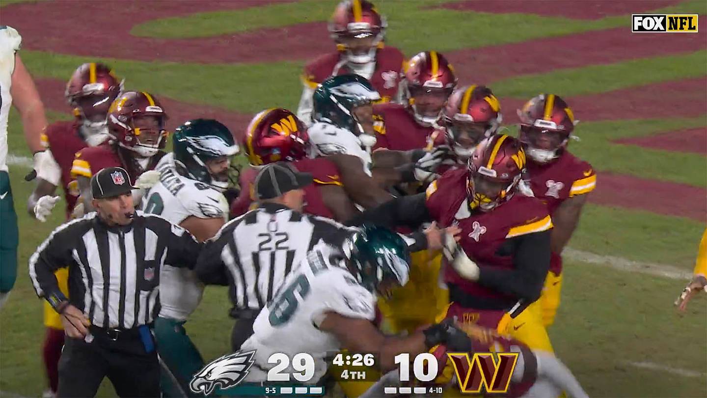 Eagles-Commanders Brawl Breaks Out After Unexpected Two-Point Conversion
