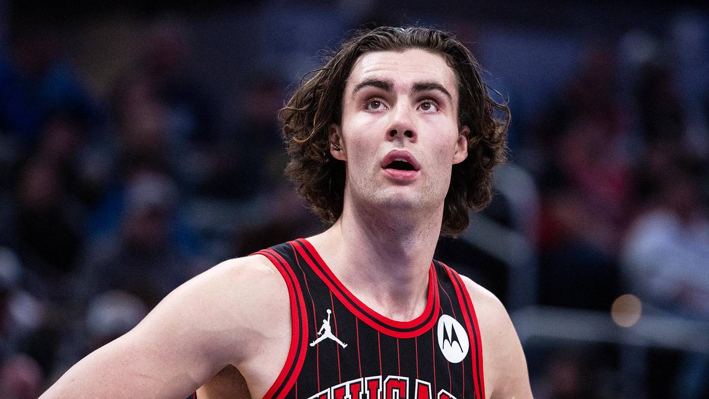 Bulls urged to trade Josh Giddey for massive Clippers draft haul