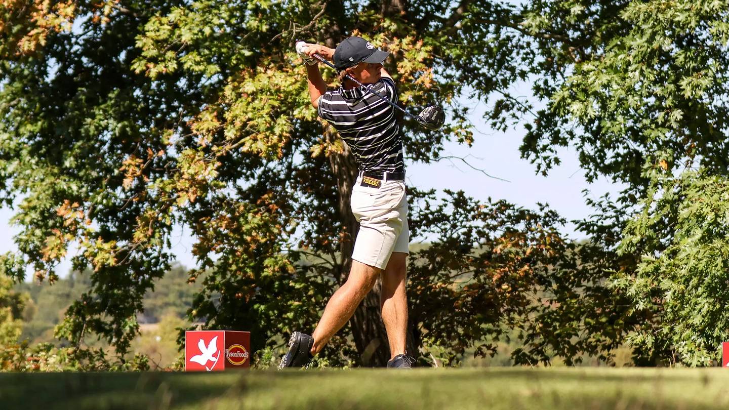 Viskari Leads MIzzou Golf Through First Day in Ohio: The Buzz