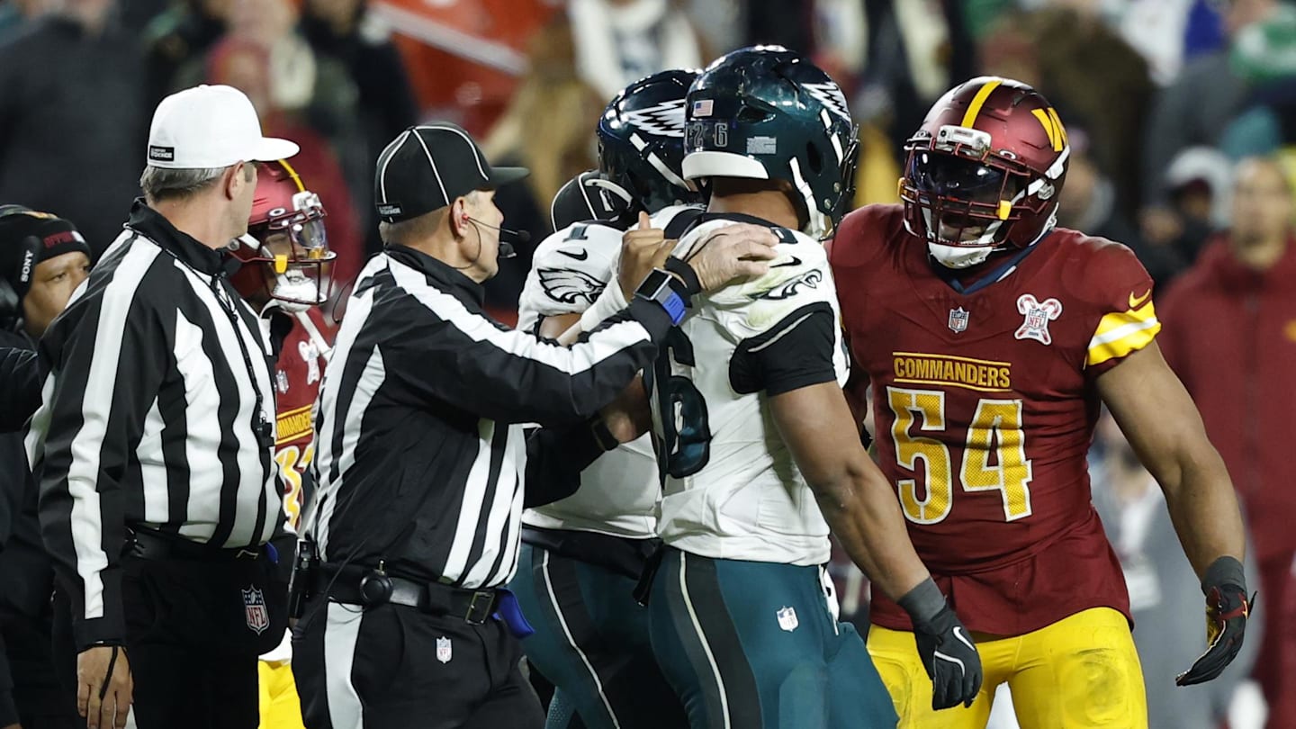 Huge brawl breaks out near end of Commanders-Eagles game