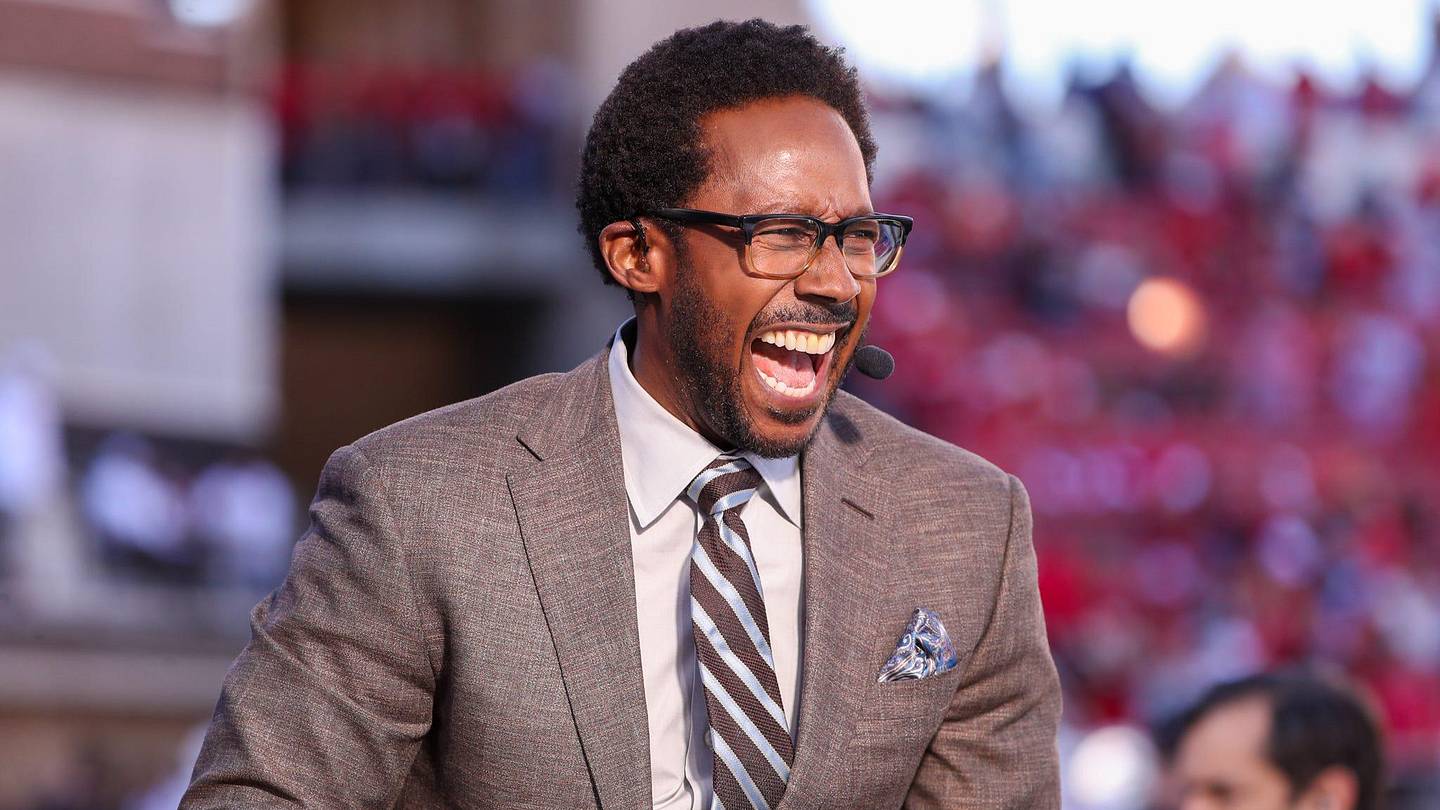 Texas Fans Call Out Desmond Howard After Sherrone Moore's Firing