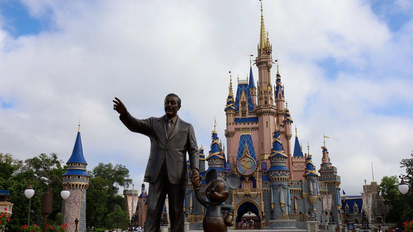 First Walt Disney Autographs Here