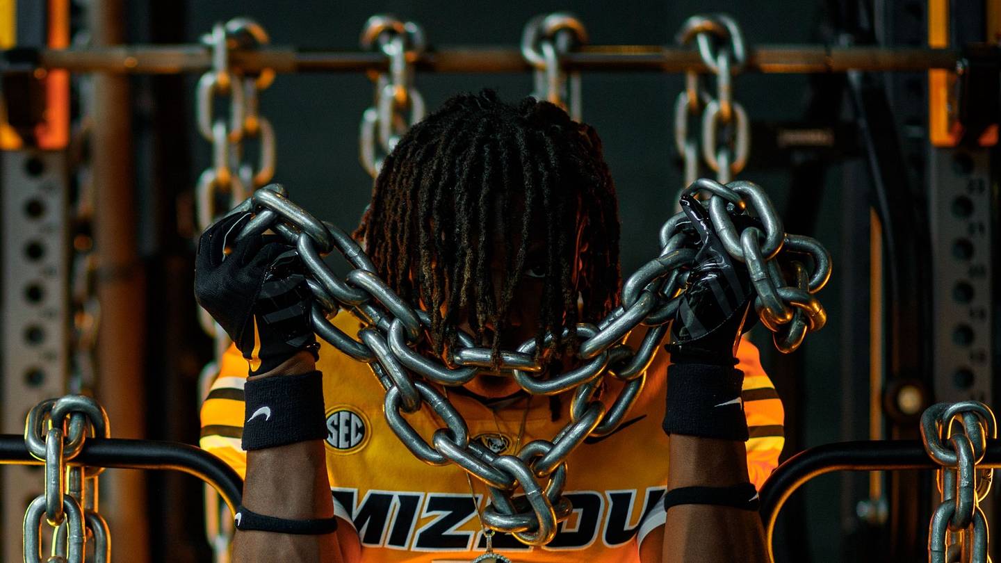 Freshman Defensive Back Cameron Keys Standing out Early in Fall Camp