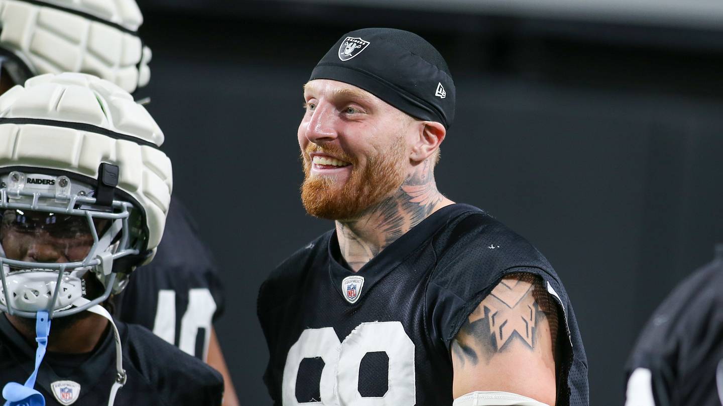 Raiders' Crosby Clears the Air Regarding Offseason Noise