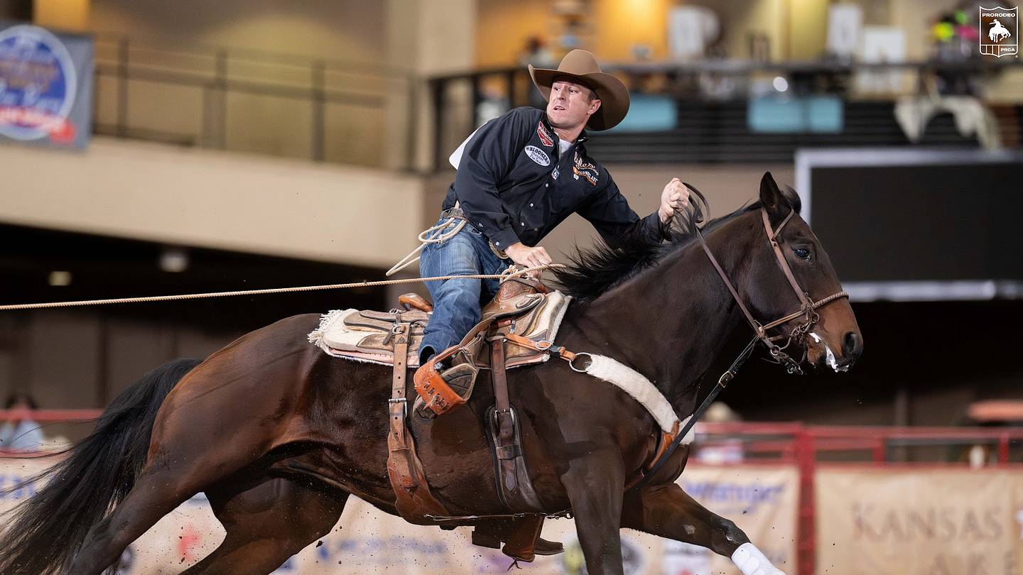 National Finals Steer Roping Concludes Crowning Three Time World Champion