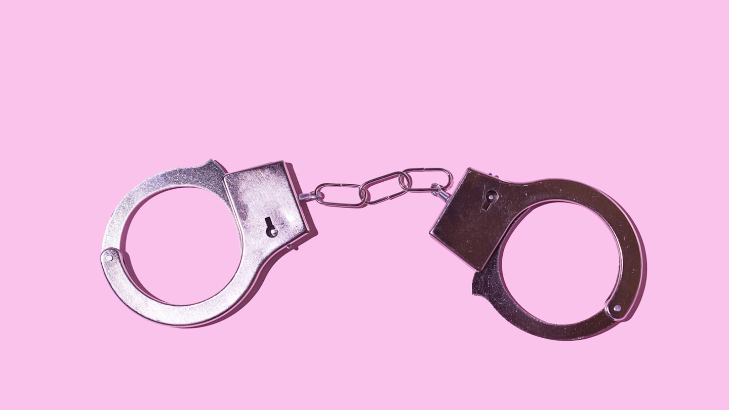 How Do You Handcuff A One Armed Person