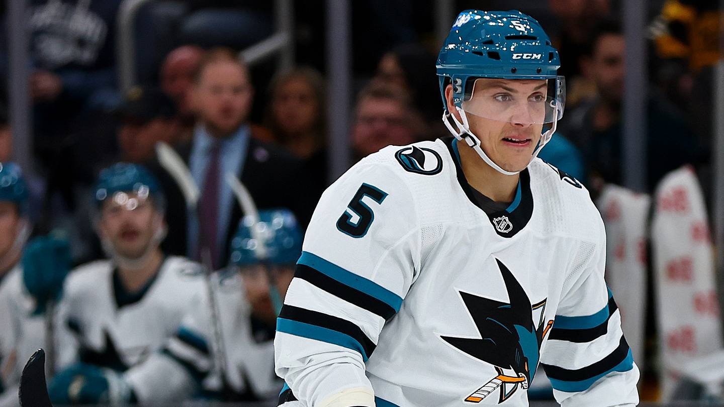 Who is newest Toronto Maple Leafs acquisition Matt Benning?