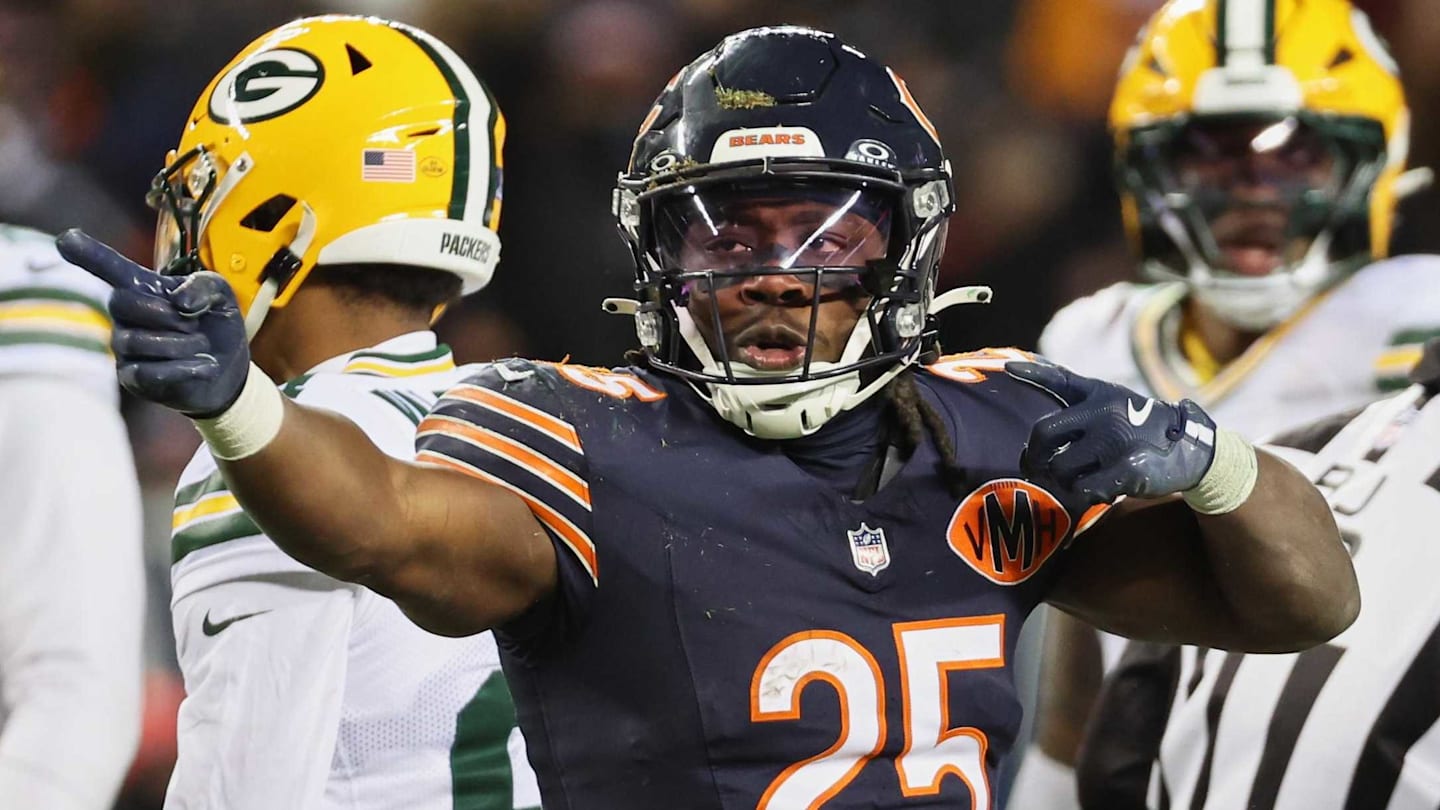 Bears rookies fade as veterans carry Week 16 comeback win over hated ...