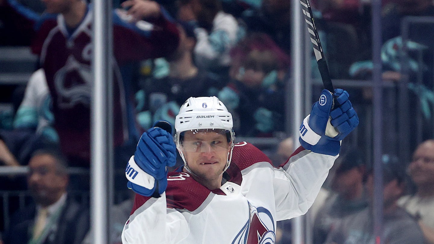 Colorado Avalanche bring back familiar face with Erik Johnson trade